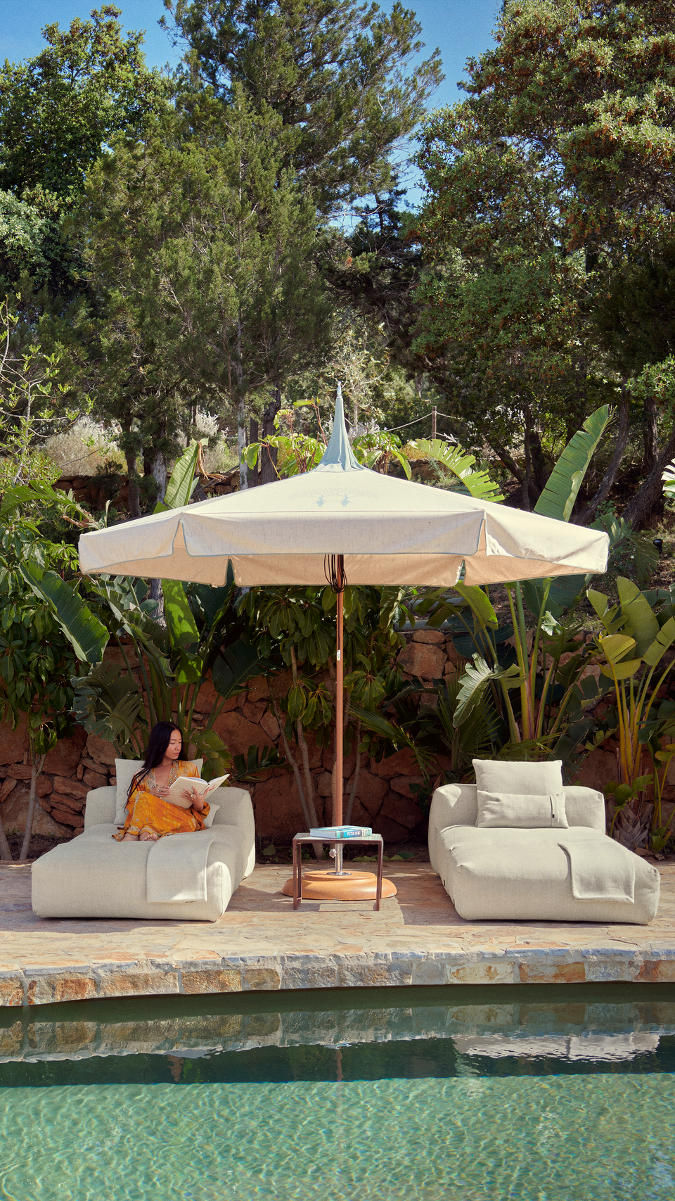 Outdoor Sofas & Loungemöbel – Komfort für draußen | vetsak®